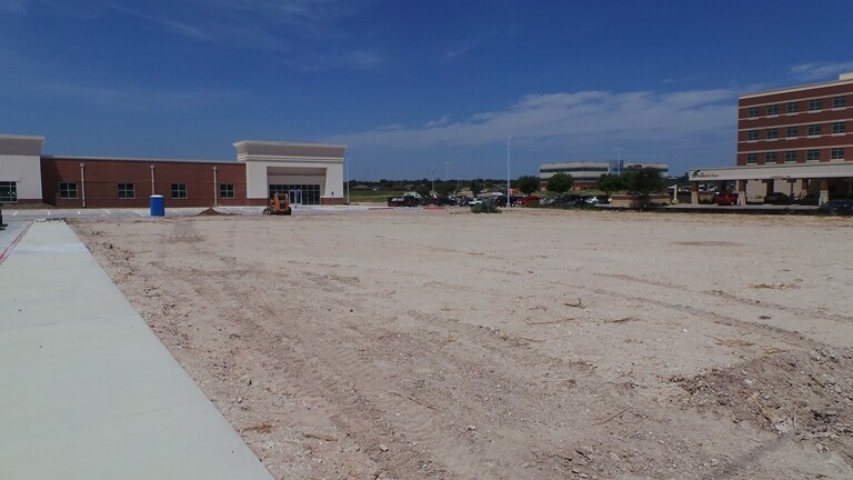 99th St & Slide Rd, Lubbock, TX 79424 | LoopNet