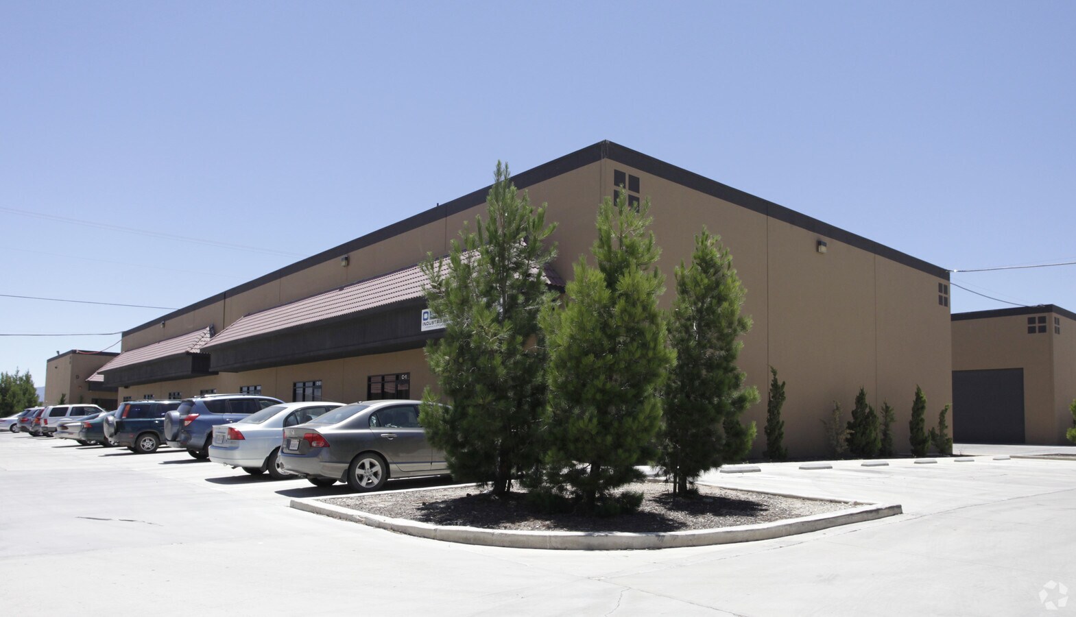 17229 Lemon St, Hesperia, CA 92345 | LoopNet