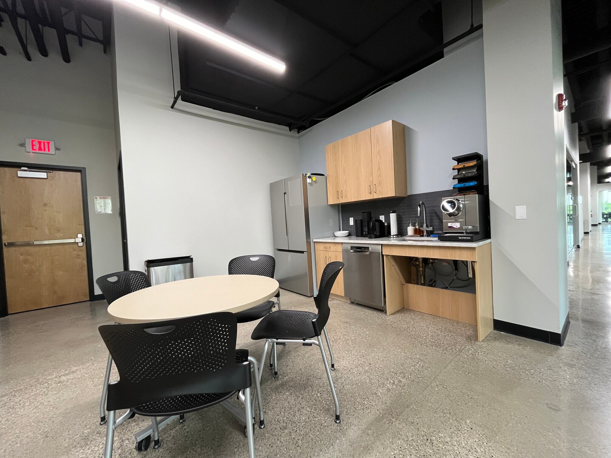 11 Interstate Dr, West Springfield, MA 01089 - Office for Lease | LoopNet