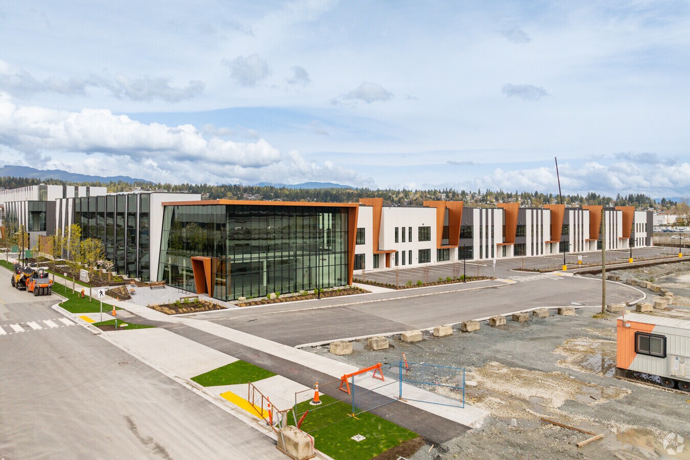 7 King Edward St, Coquitlam, BC V3K 4S8 - Fraser Mills Business Centre | LoopNet