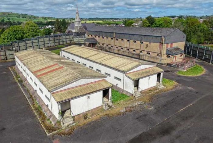 5 Castlefin Rd, Castlederg, BT81 7BT - Specialty for Sale | LoopNet