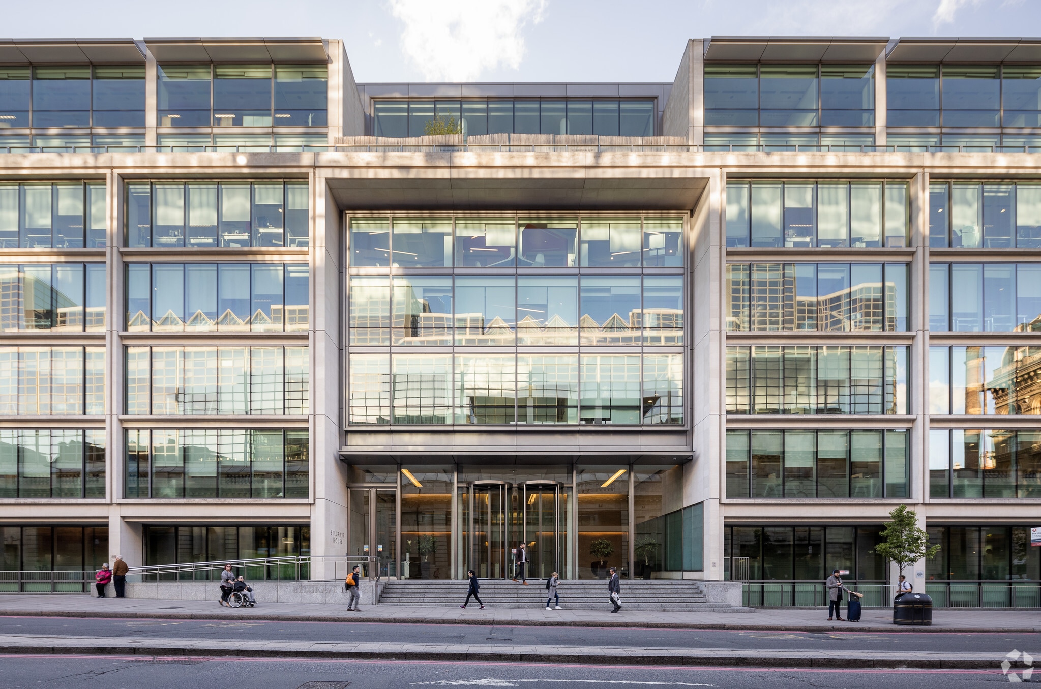 76 Buckingham Palace Rd, London, SW1W 9TQ - Belgrave House | LoopNet