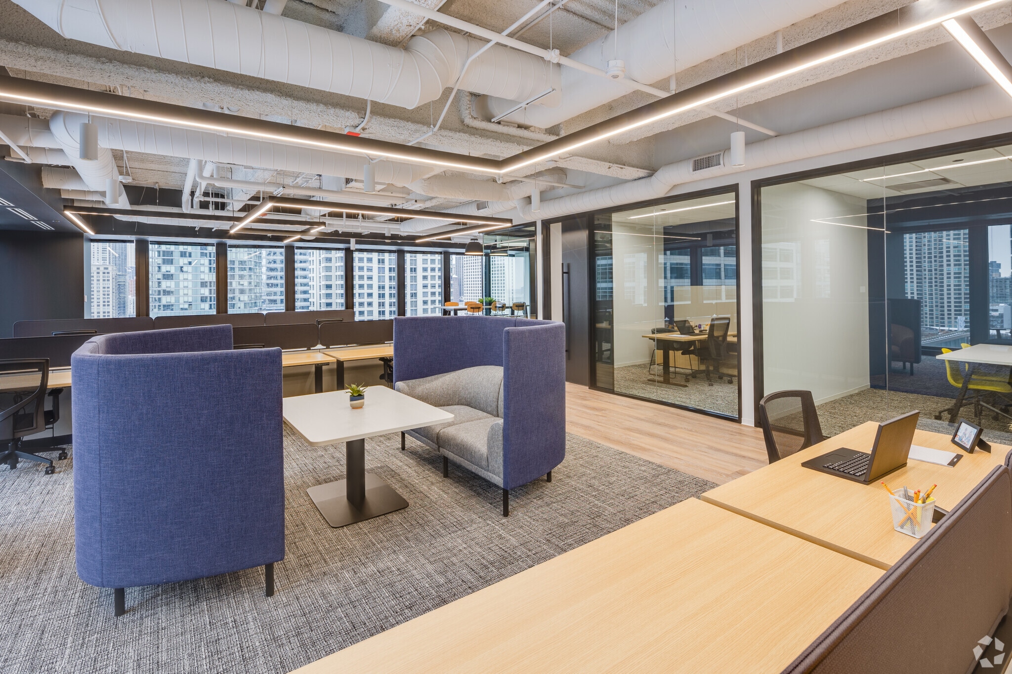 330 N Wabash Ave, Chicago, IL 60611 - 330 North Wabash - AMA Plaza ...