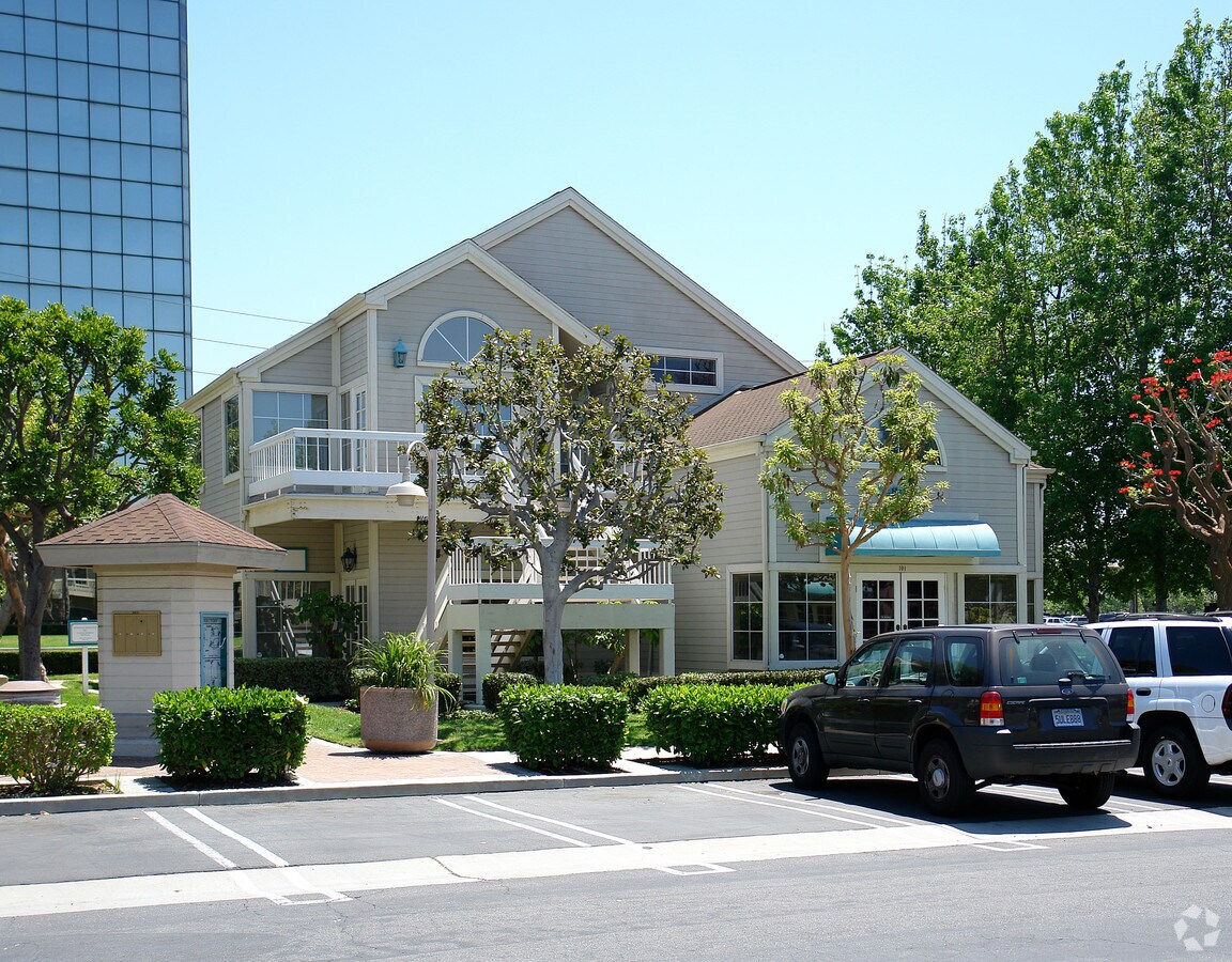 12365 Lewis St, Garden Grove, CA 92840 | LoopNet