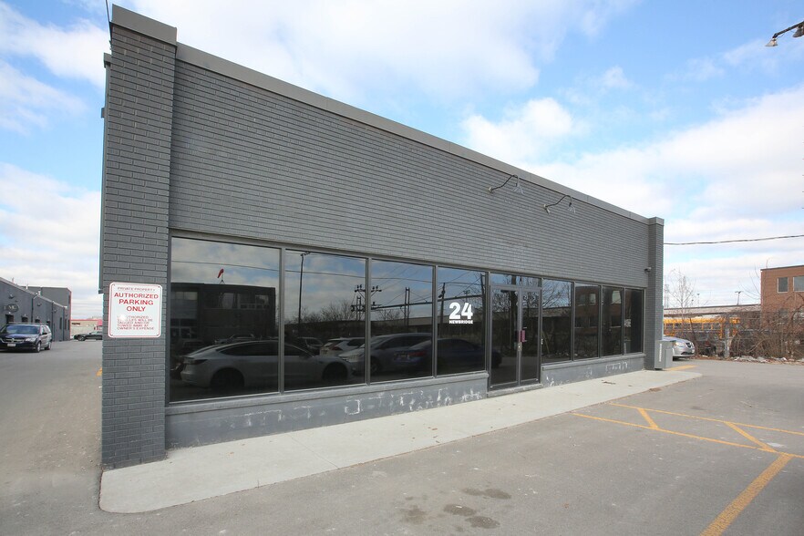24 Newbridge Rd, Toronto, ON M8Z 2L7 - Industrial for Sale | LoopNet