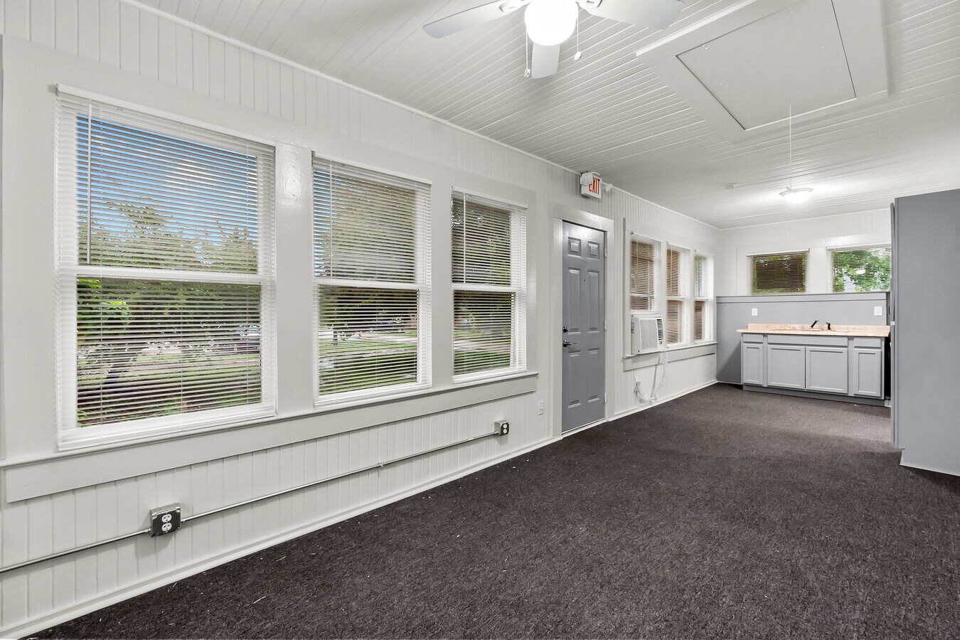 115 Stewart, Willis, TX 77378 | LoopNet