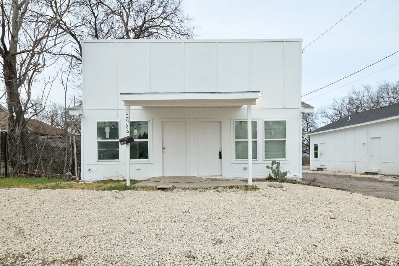 2423 E Ann Arbor Ave, Dallas, TX 75216 | LoopNet