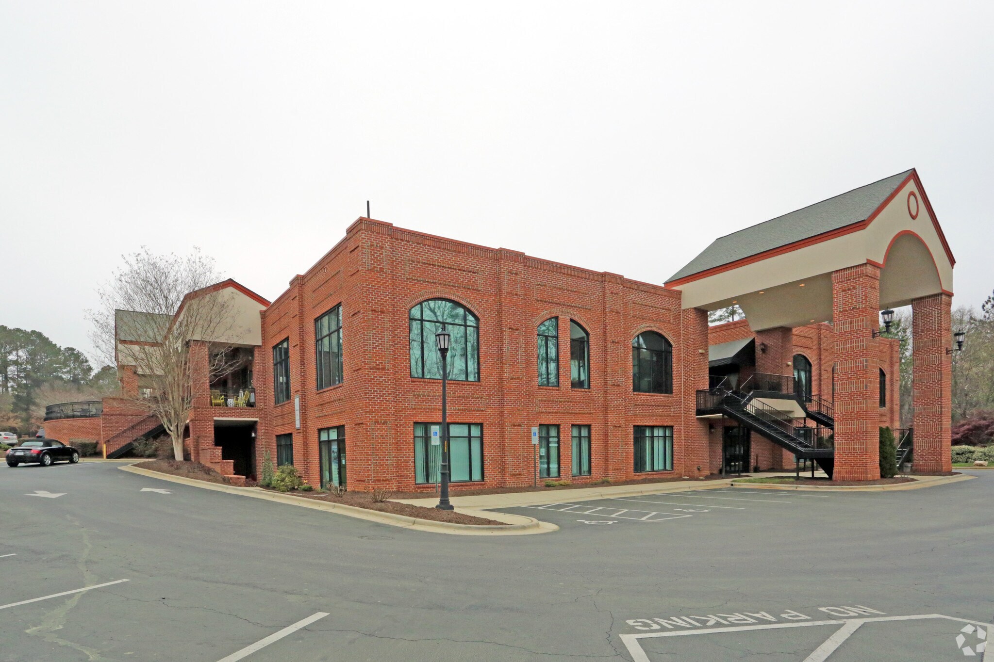 2425 Kildaire Farm Rd, Cary, NC 27518 - Lochmere Pavilion | LoopNet