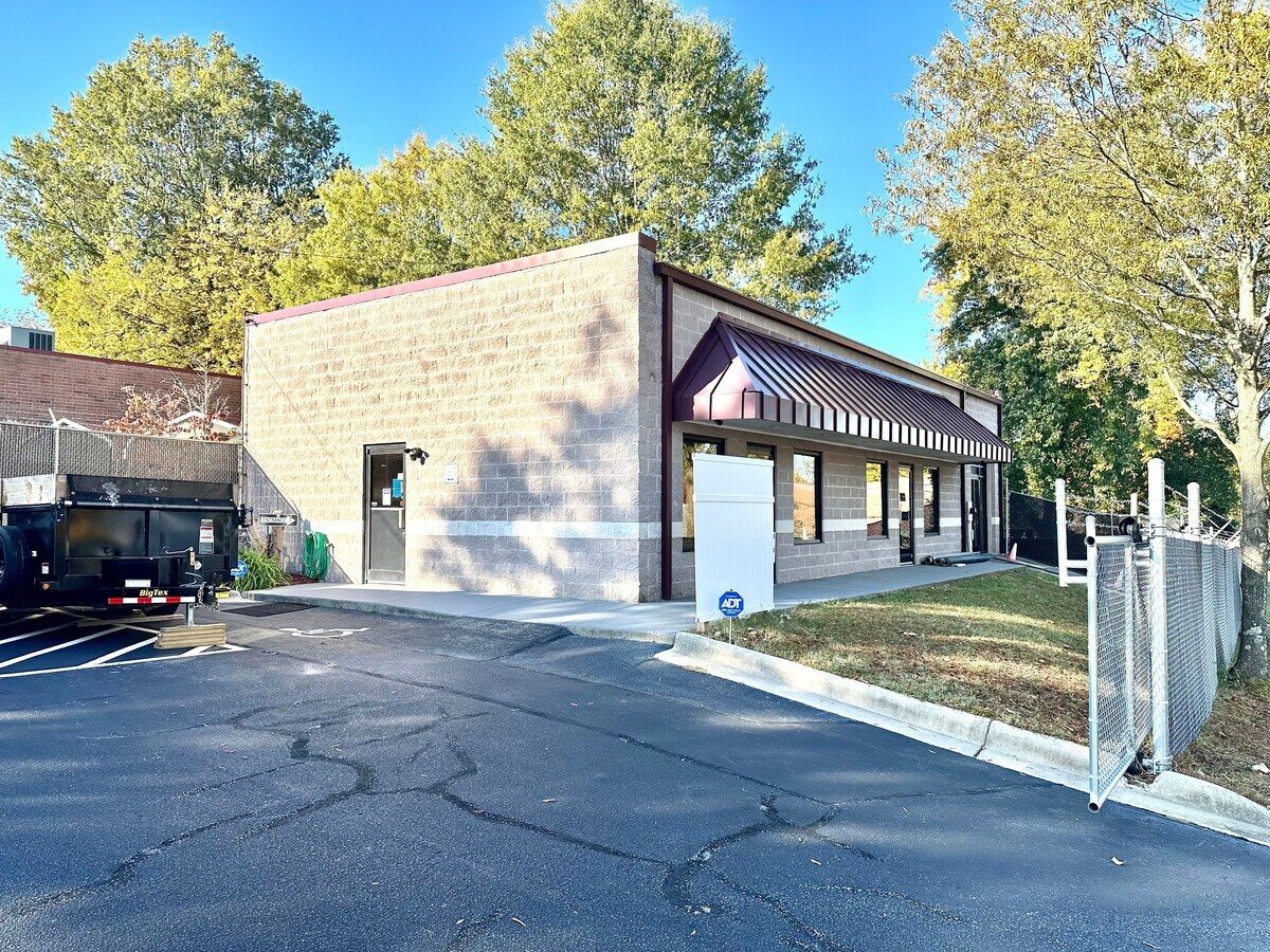 1400 W English Rd, High Point, NC 27262 - Office for Sale | LoopNet