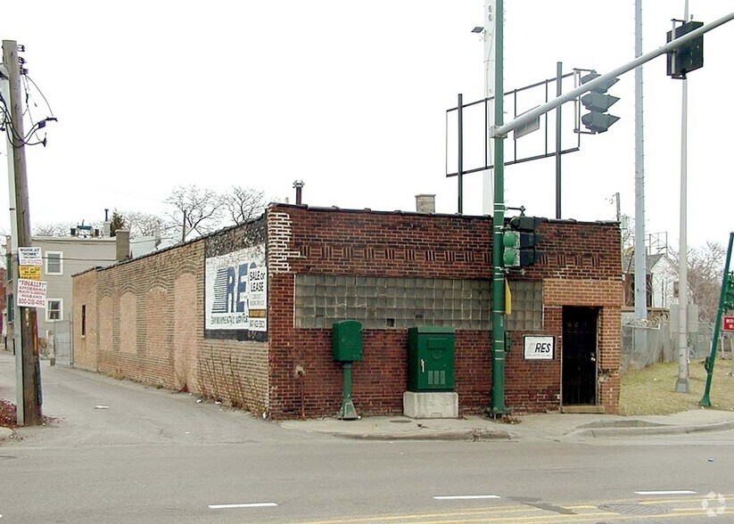 2814 N California Ave, Chicago, IL 60618 | LoopNet