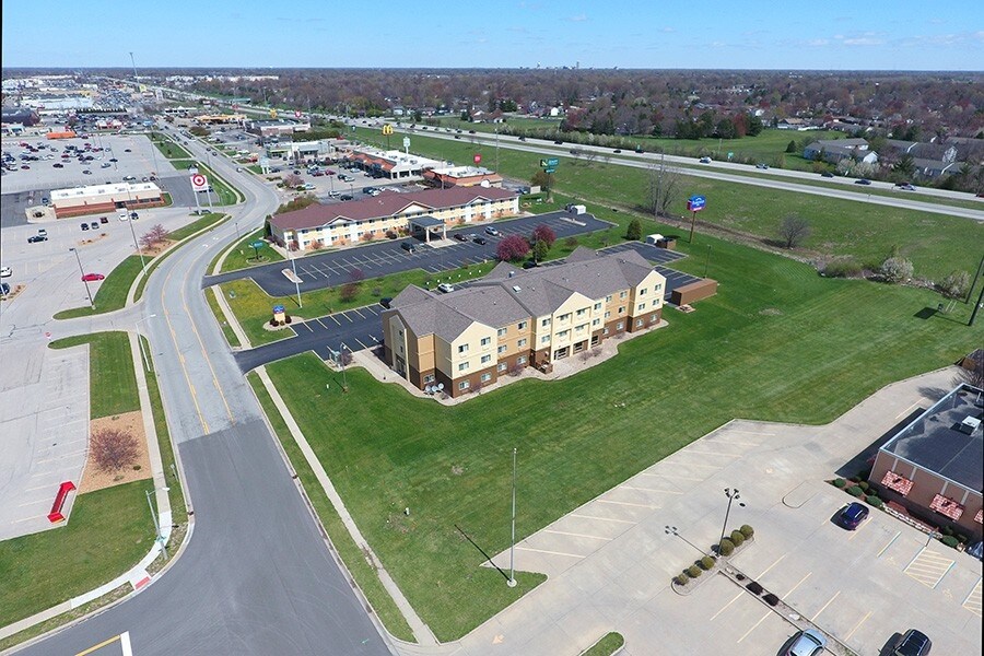 3446 Freedom Dr, Springfield, IL 62704 | LoopNet