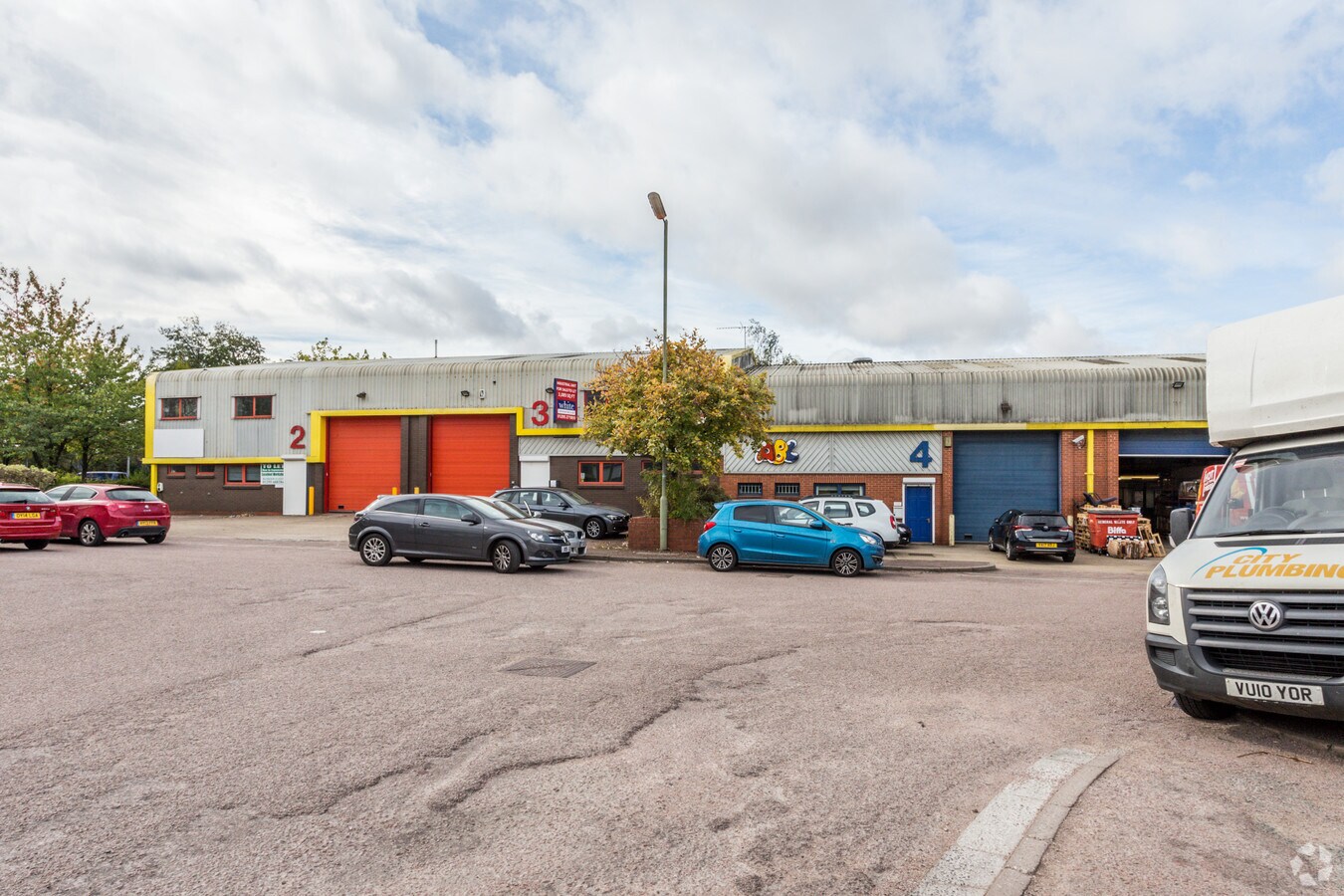 Wildmere Clos, Banbury, OX16 3TL | LoopNet