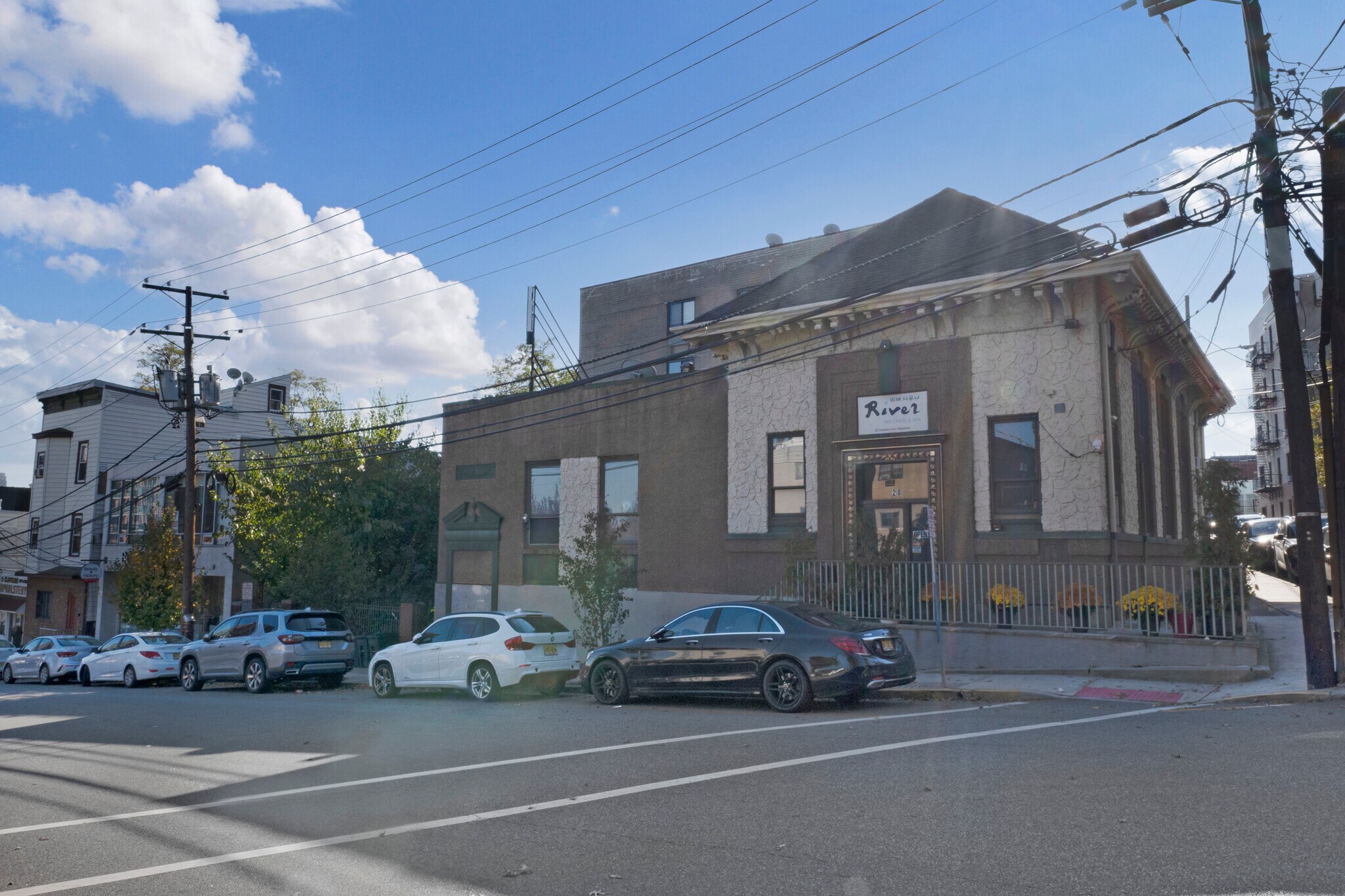 24-32 Dempsey, Edgewater, NJ 07020 - Office for Sale | LoopNet