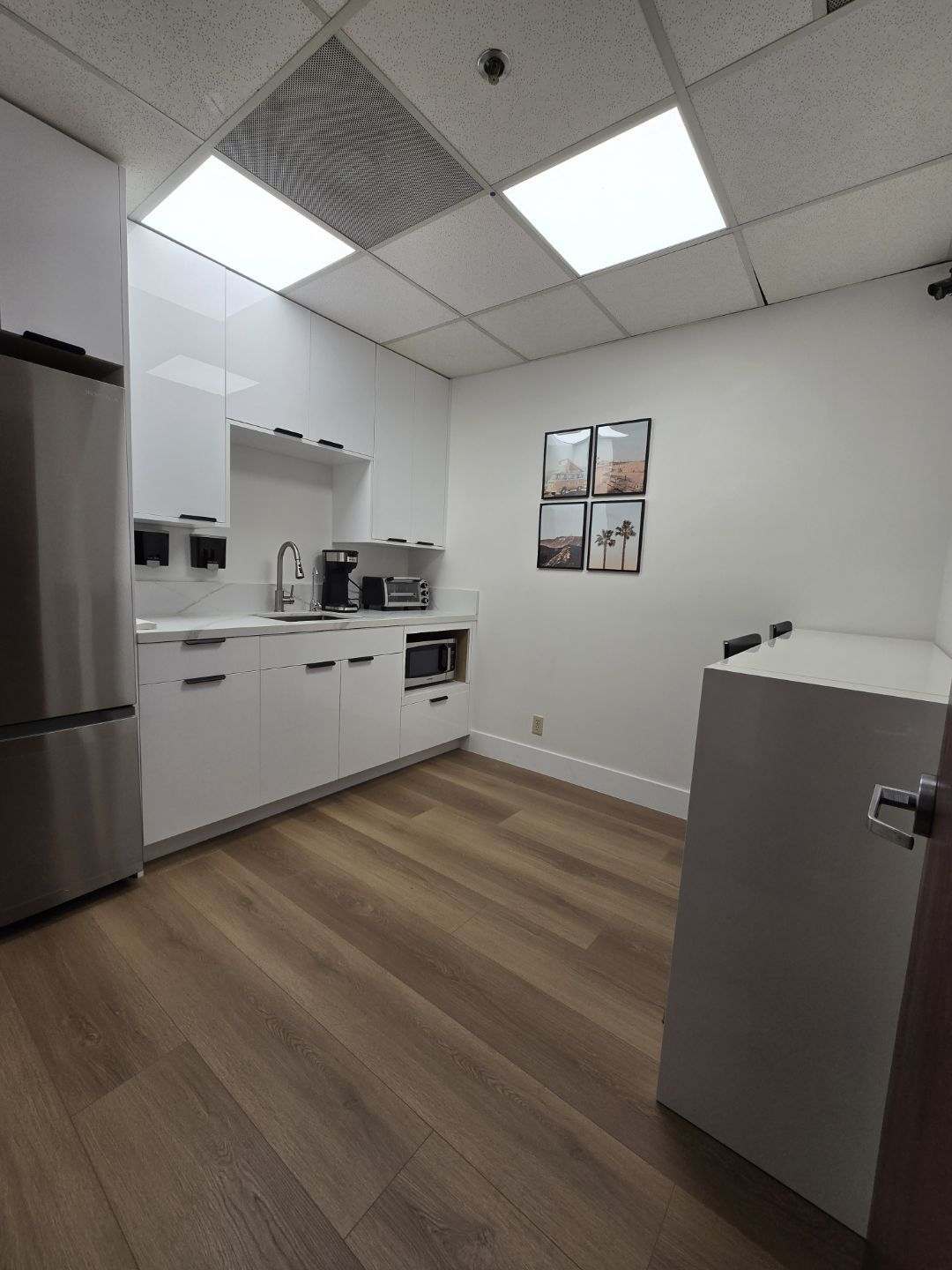 9025 Wilshire Blvd, Beverly Hills, CA 90211 - Medical for Lease | LoopNet