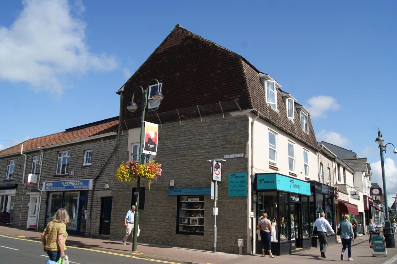 2 Farm Rd, Street, SOM BA16 0BJ | LoopNet