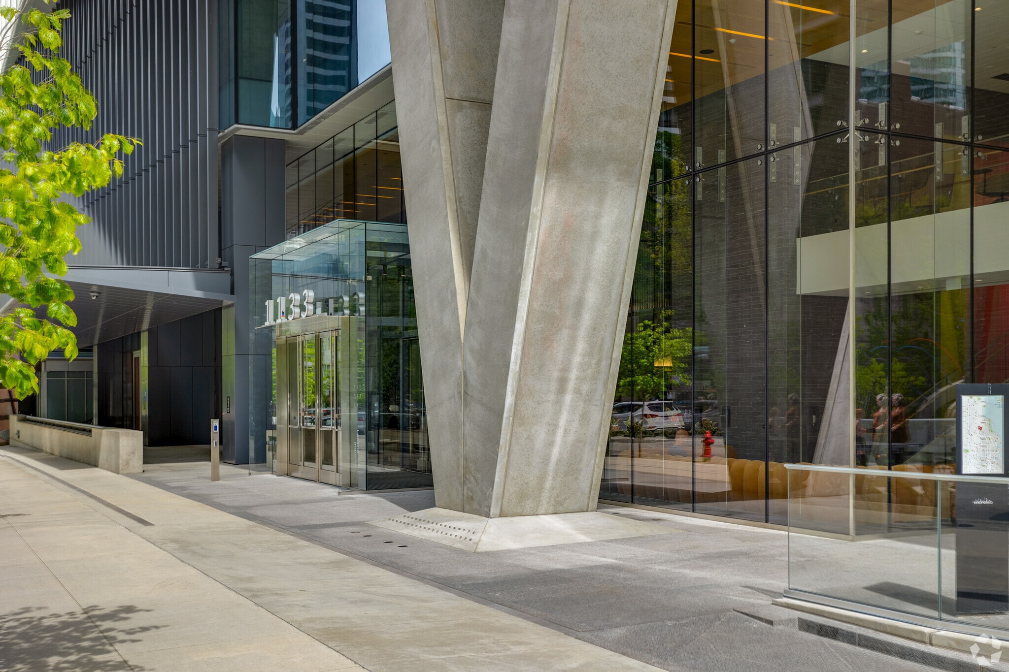 1133 Melville St, Vancouver, BC V6E 0A3 - The Stack | LoopNet