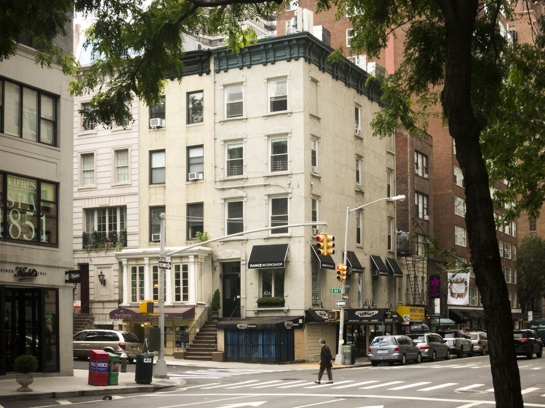 154 E 64th St, New York, NY 10065 | LoopNet