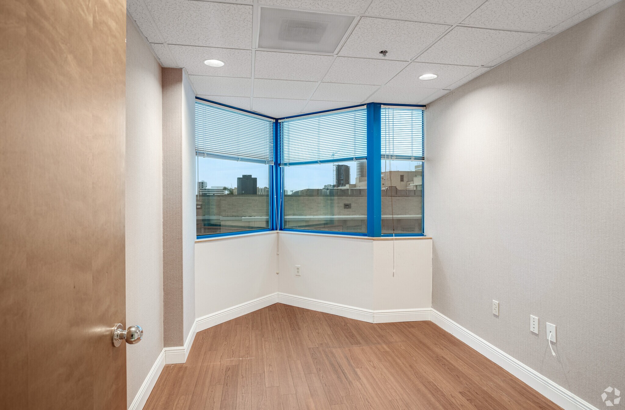 1411 N Flagler Dr, West Palm Beach, FL 33401 - Victor Farris Building ...