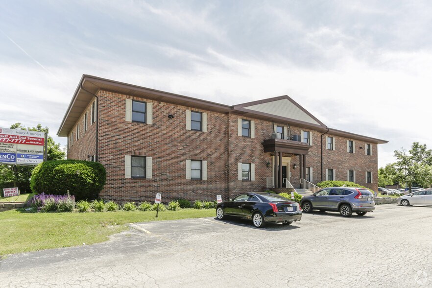 10335 W Oklahoma Ave, Milwaukee, WI 53227 | LoopNet