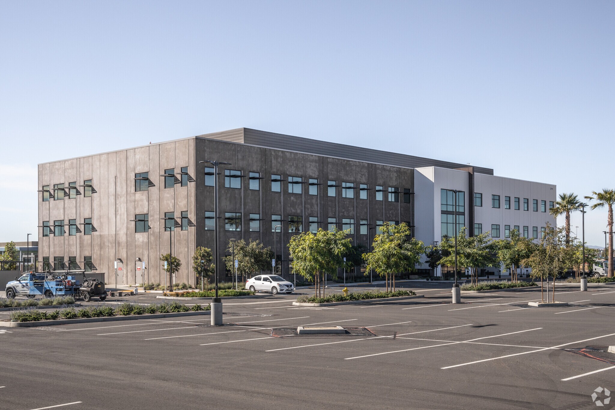 2799 Gateway Dr, Riverside, CA 92507 - Canyon Springs Medical | LoopNet