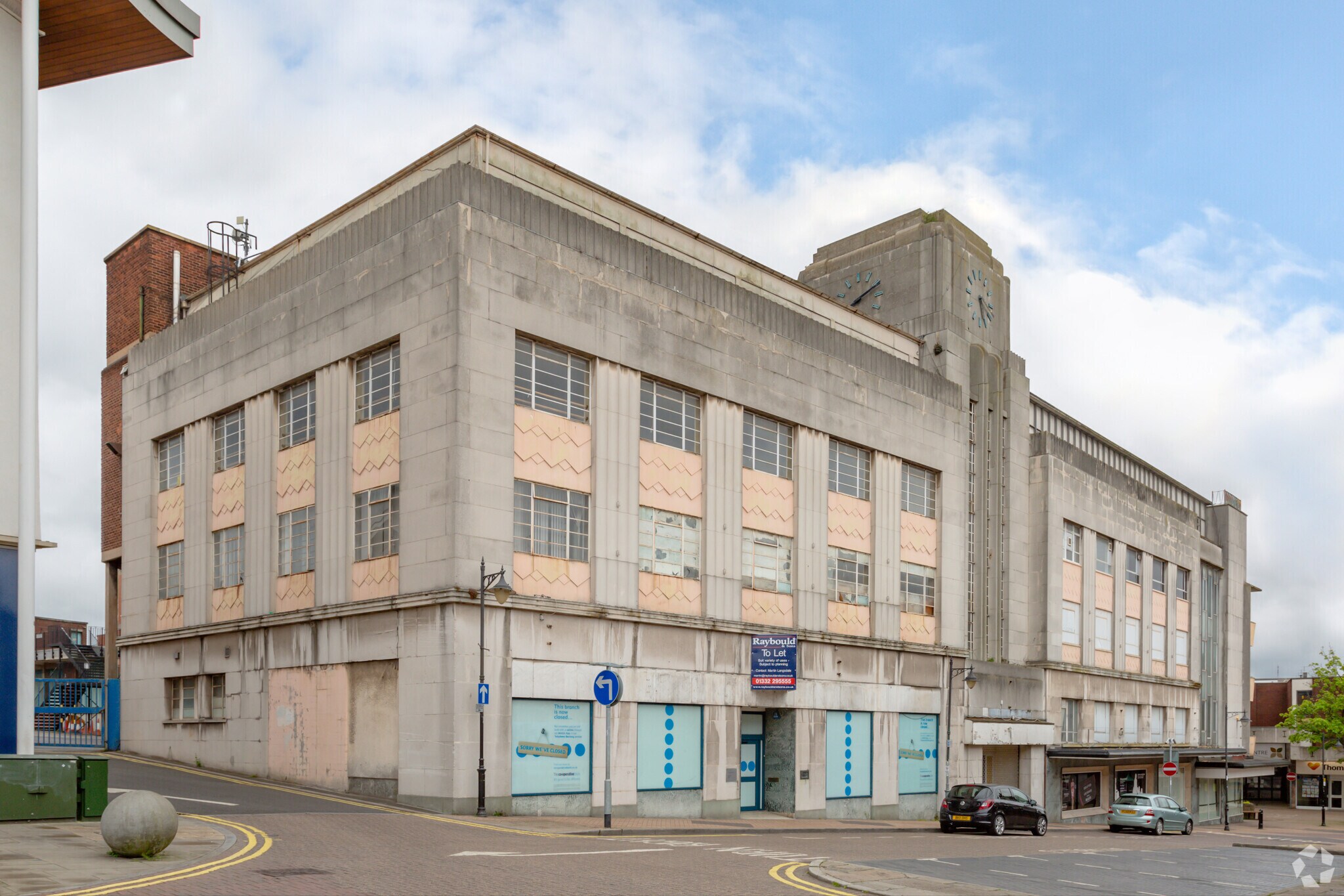 1 Queen St, Mansfield, NTT NG18 1HN | LoopNet