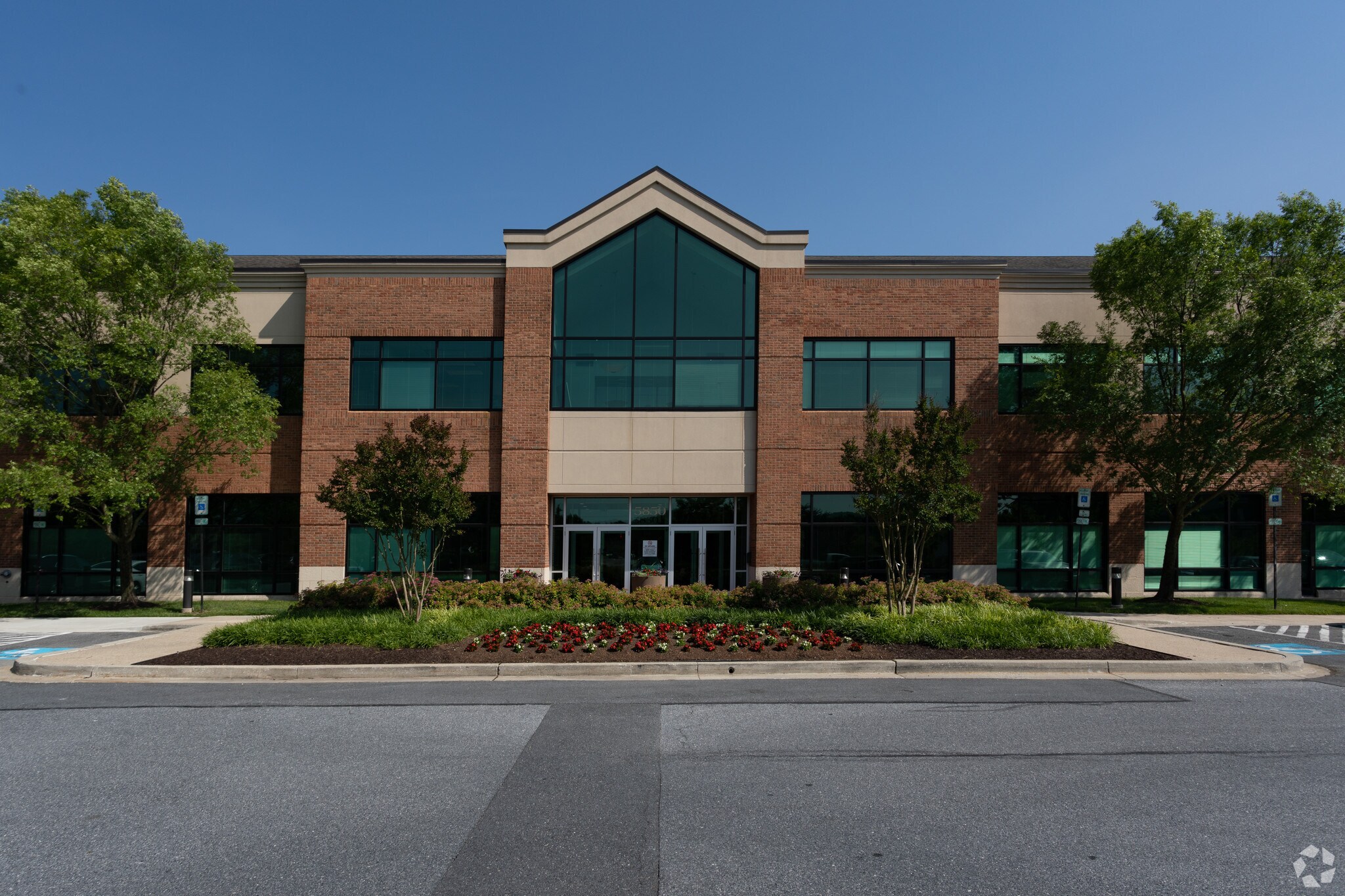 5850 Waterloo Rd, Columbia, MD 21045 - Columbia Business Suites | LoopNet