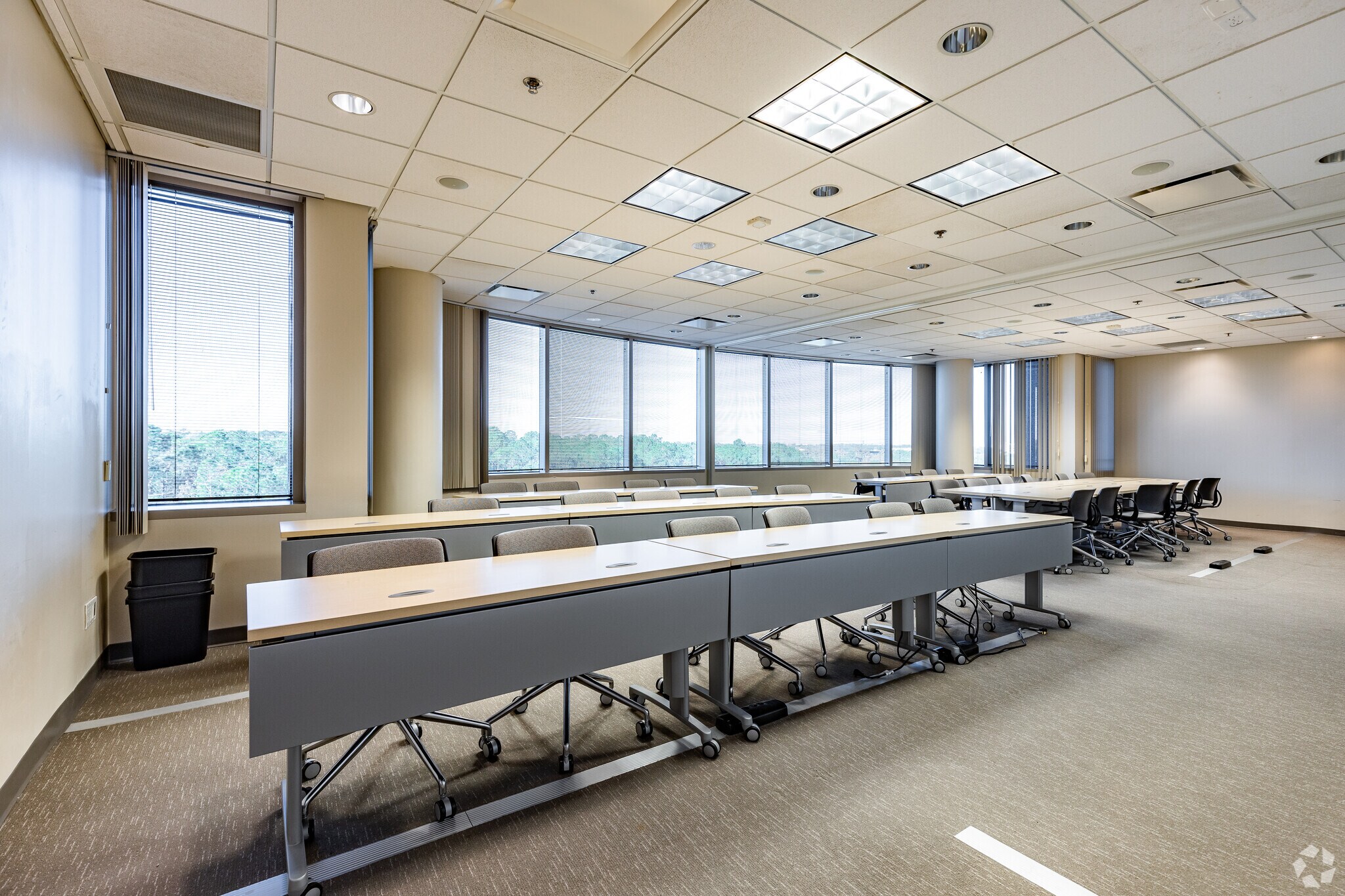 2300 Discovery Dr, Orlando, FL 32826 - Discovery Point | LoopNet