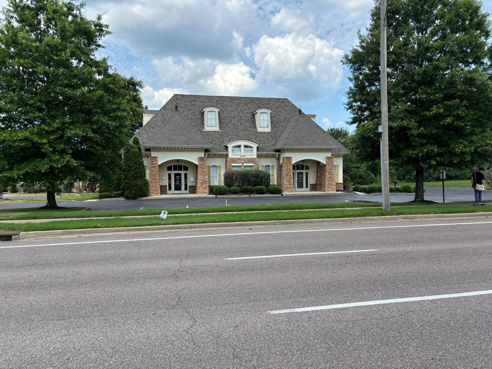 2589 Appling Rd, Memphis, TN 38133 - Office for Sale | LoopNet