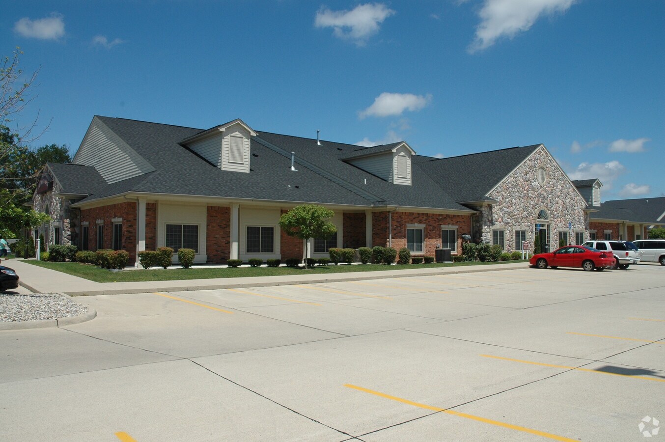 43184-43200 Dequindre Rd, Sterling Heights, MI 48314 | LoopNet