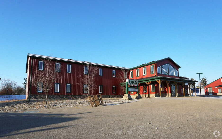 200 Burnt Ridge Rd, Red Deer County, AB T4S 0K6 | LoopNet