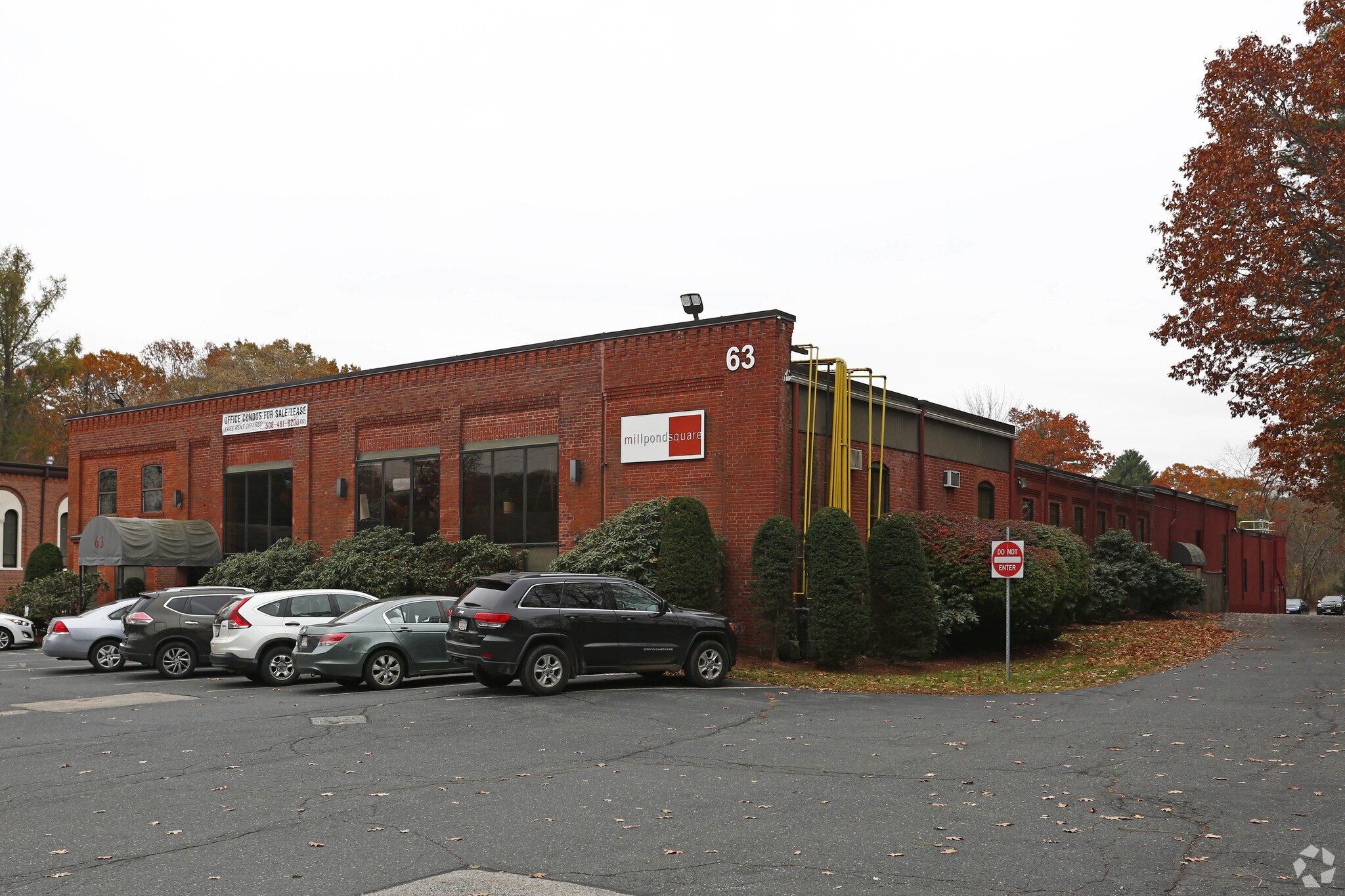 63 Great Rd, Maynard, MA 01754 - Mill Pond Square | LoopNet