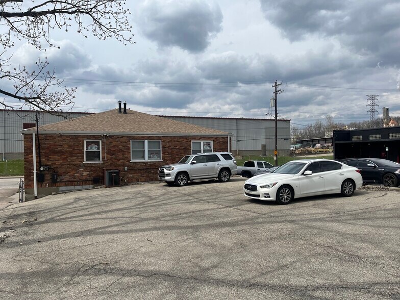 4632 Paddock Rd, Cincinnati, OH 45229 - Office for Sale | LoopNet