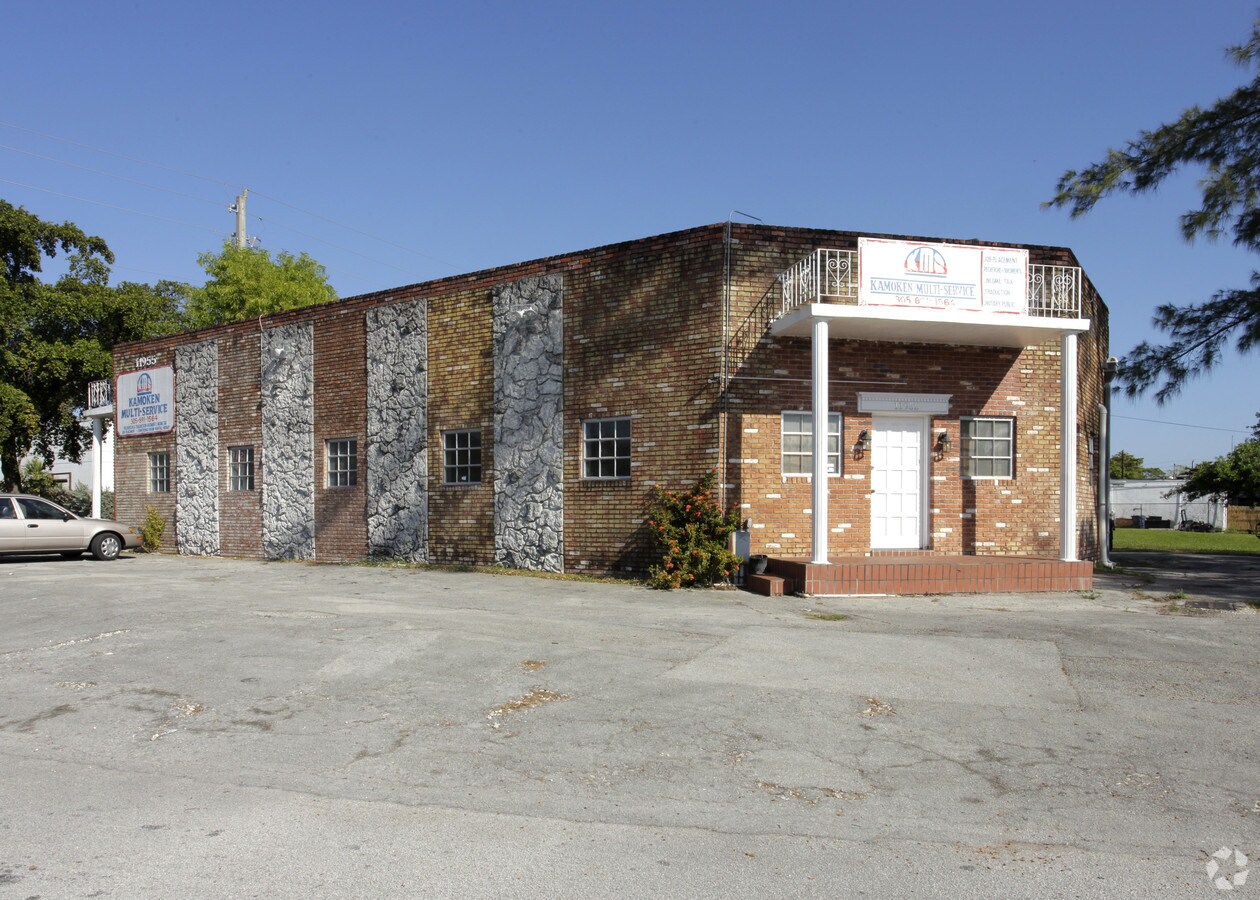 11975 W Dixie Hwy, Miami, FL 33161 | LoopNet