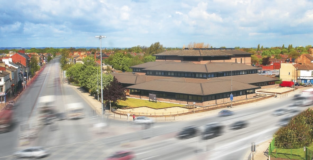 1 Beverley Rd, Hull, HU3 1XS | LoopNet