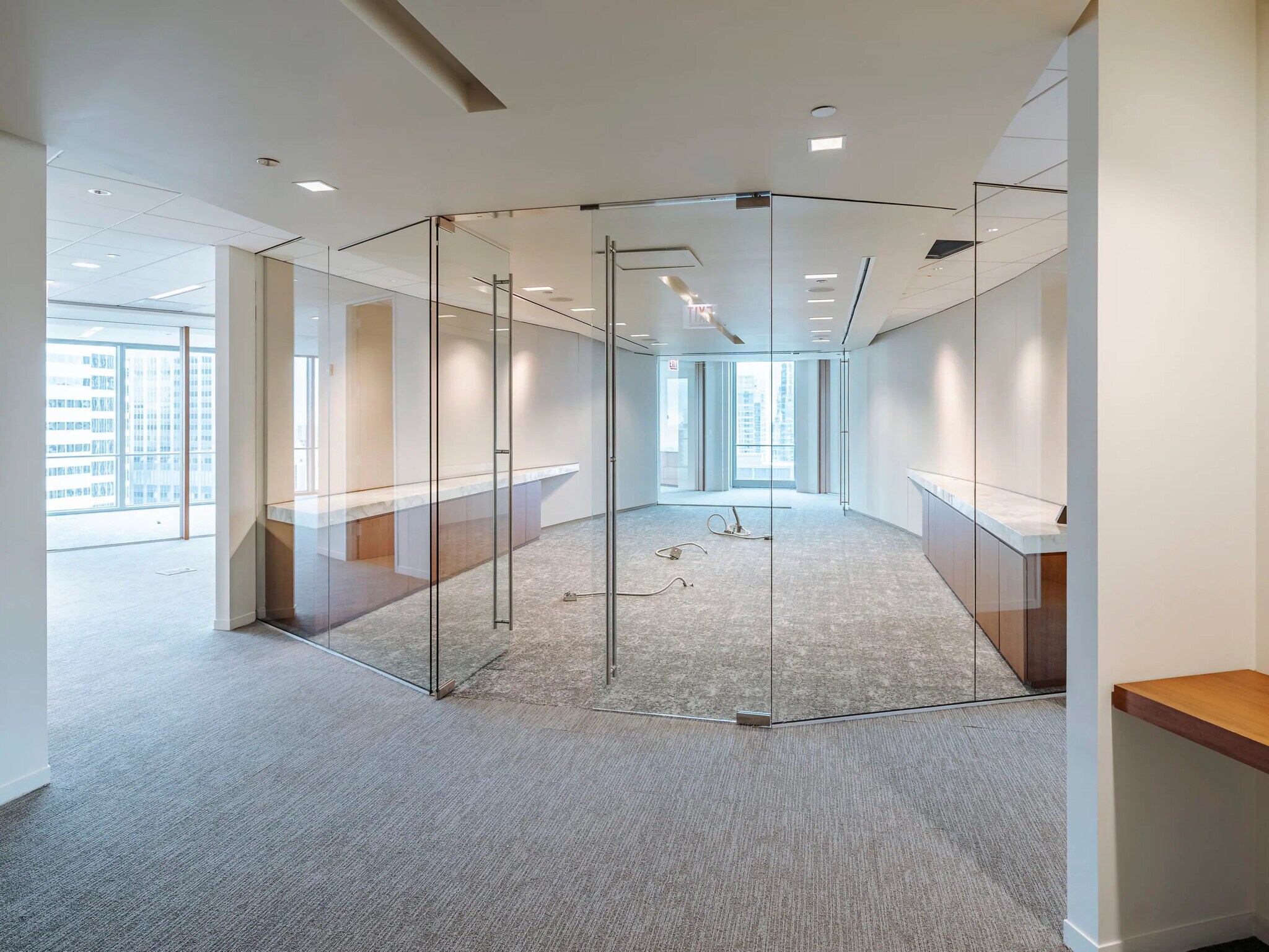 71 S Wacker Dr, Chicago, IL 60606 - One North Wacker | LoopNet