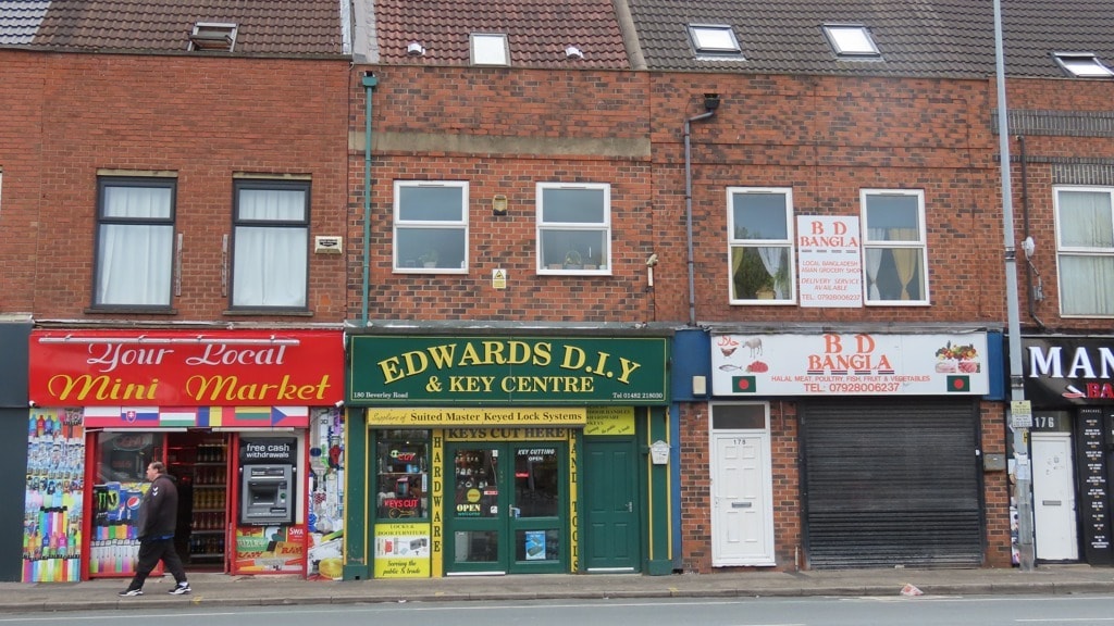180 Beverley Rd, Hull, HU3 1UP - Edward's DIY And Keycutting | LoopNet