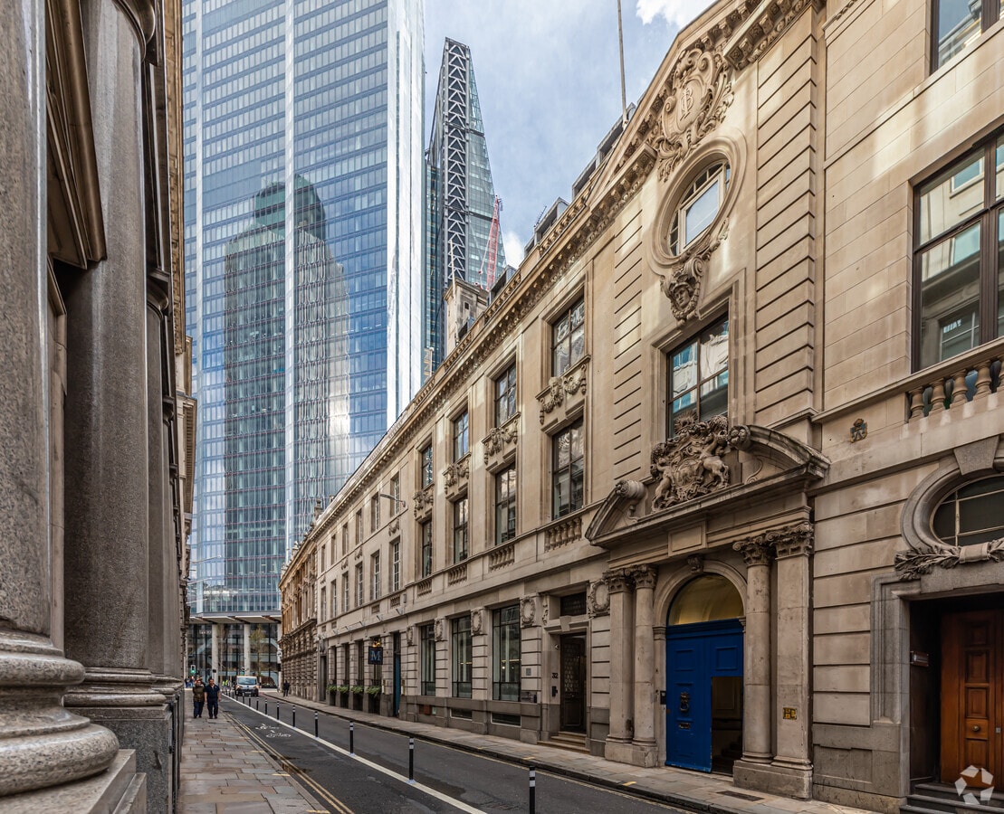 32 Threadneedle St, London, EC2R 8AY - Office for Sale | LoopNet