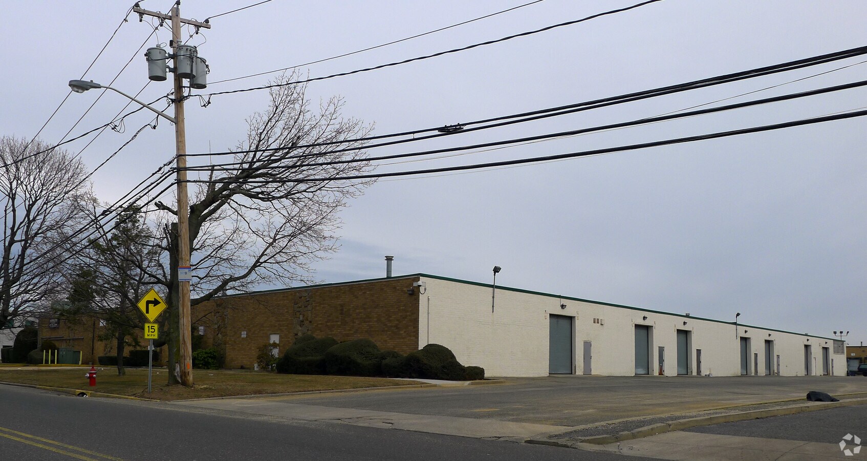 360 Smith St, Farmingdale, NY 11735 | LoopNet
