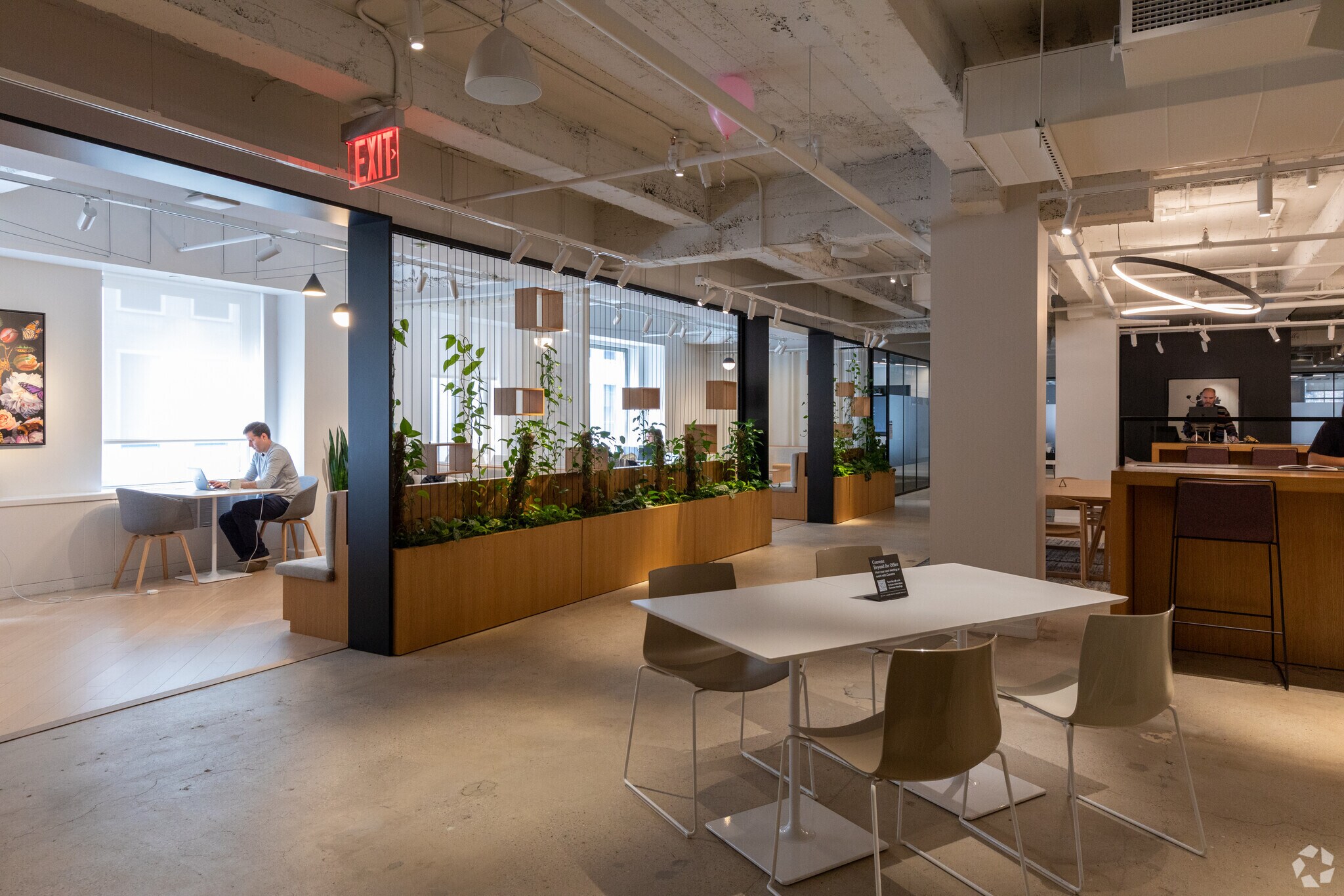 530 Fifth Ave, New York, NY 10036 - Convene 530 Fifth Avenue | LoopNet