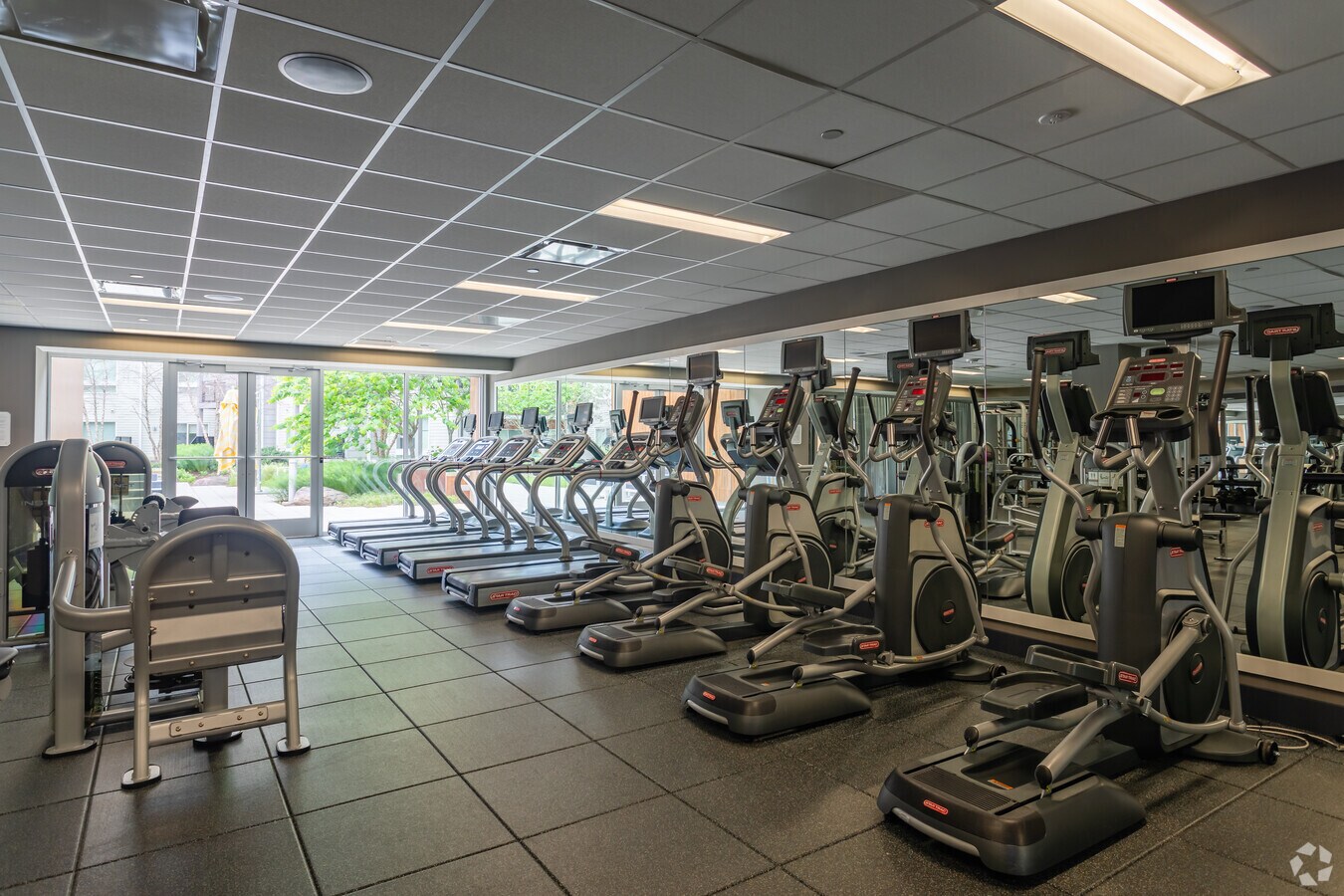 5661 3rd St NE, Washington, DC 20011 - Fort Totten Square | LoopNet