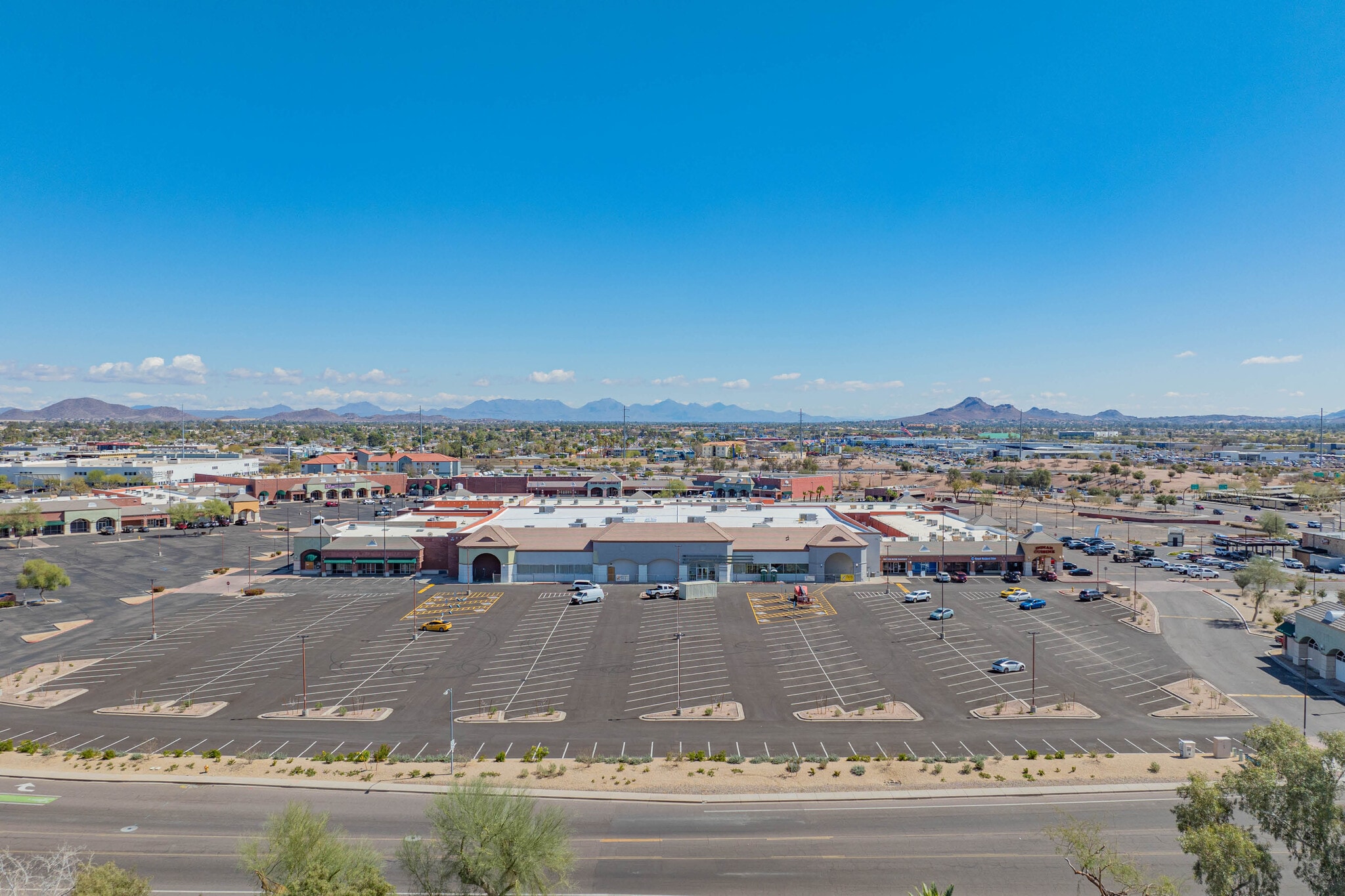 2814 W Bell Rd, Phoenix, AZ 85053 - EoS Fitness | Brand New 20 Year ...