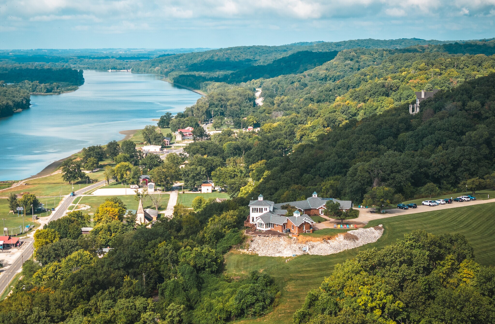 1 Tara Point, Grafton, IL 62037 - Tara Point | LoopNet