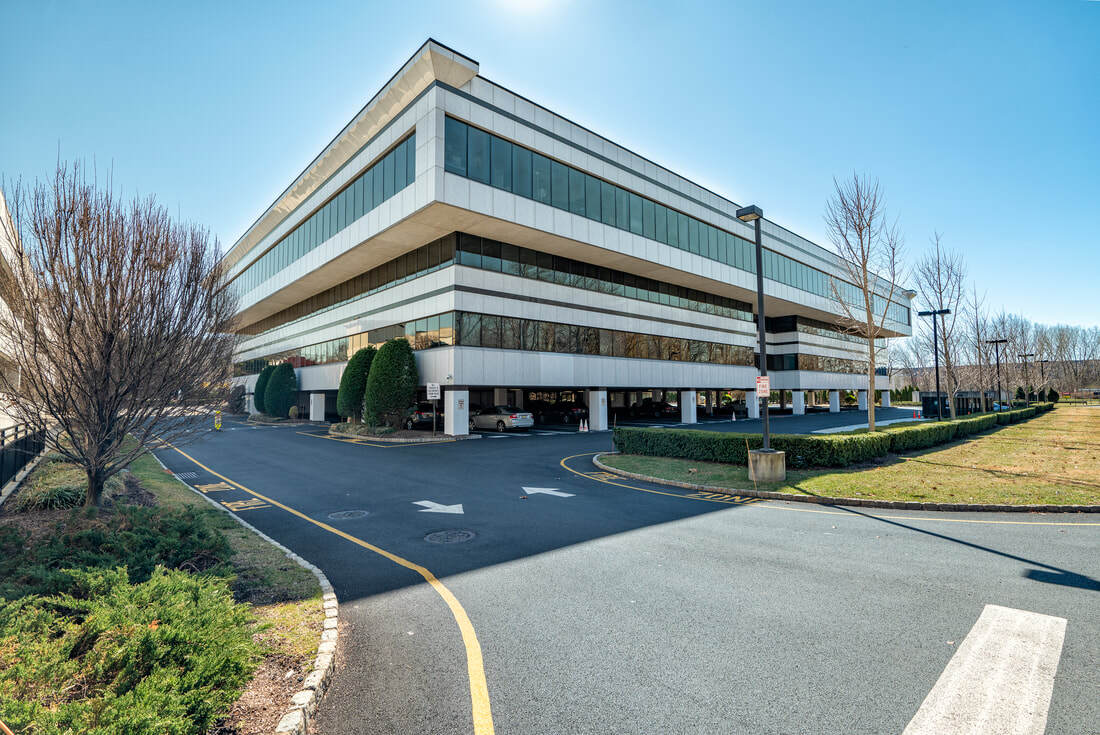 95 N State Rt 17, Paramus, NJ 07652 - Paramus Corporate Center | LoopNet.com