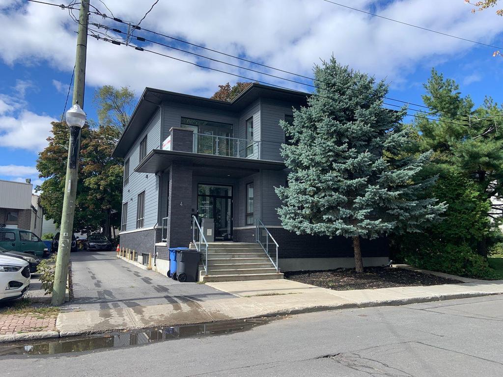4 Av King, Pointe-claire, QC H9R 4G7 | LoopNet