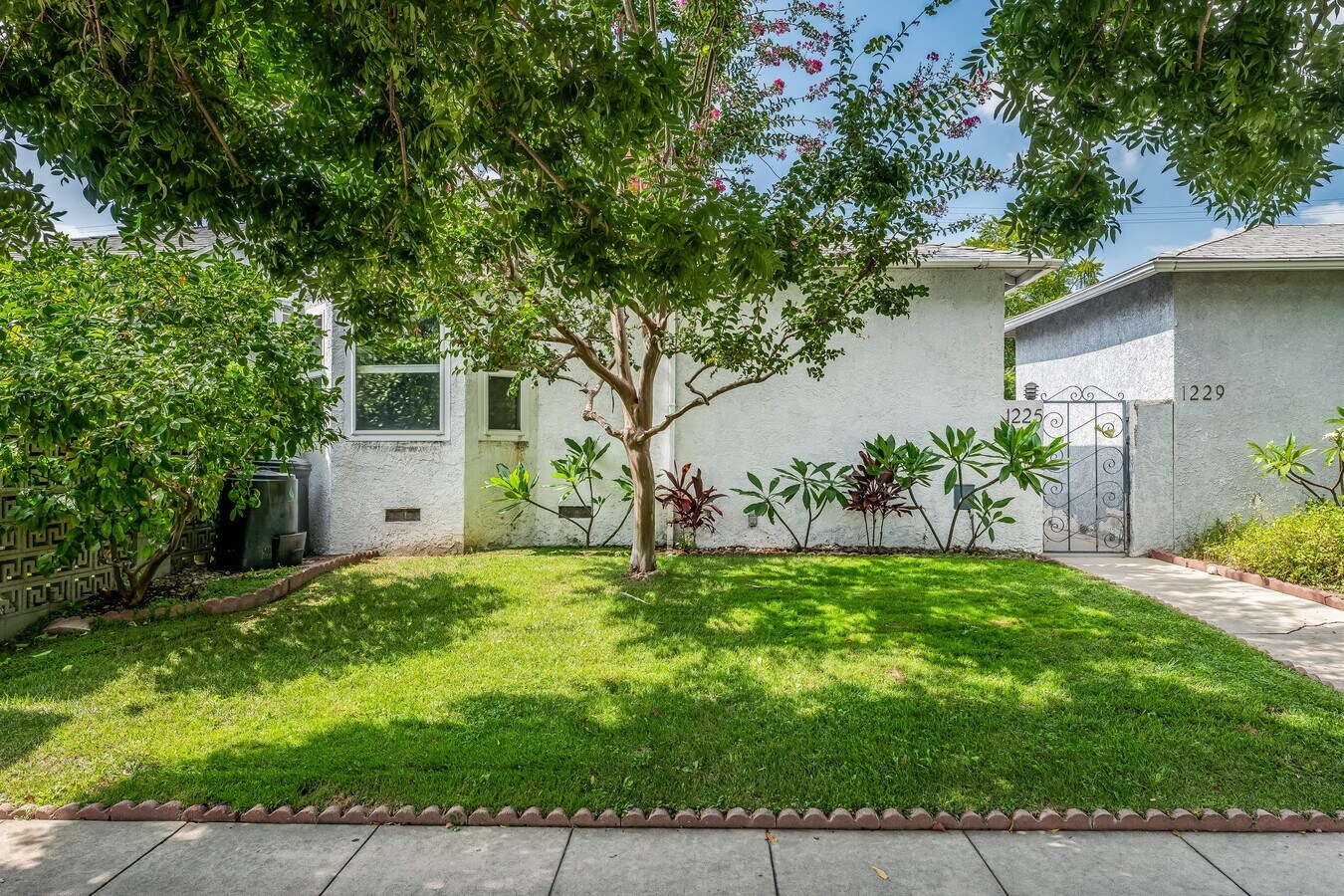 1225 N Hollywood Way, Burbank, CA 91505 | LoopNet
