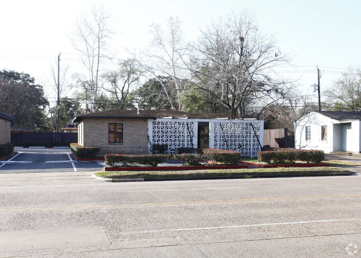 7650 Park Place Blvd, Houston, TX 77087 | LoopNet