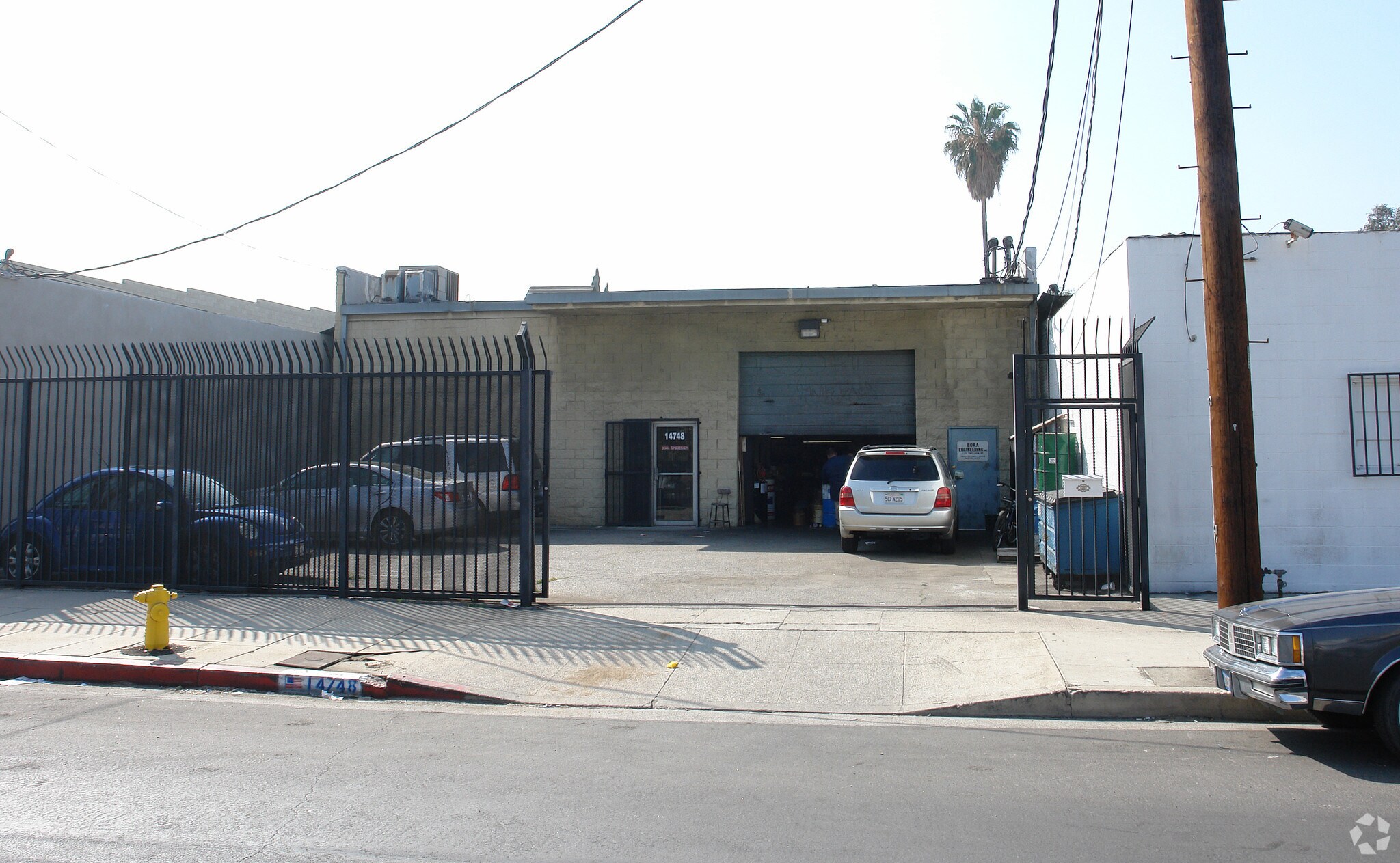 14748 Keswick St, Van Nuys, CA 91405 - Industrial for Sale | LoopNet