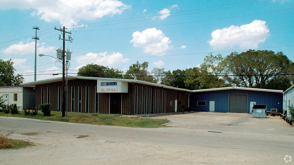 9919 Steelman, Houston, TX 77017 | LoopNet