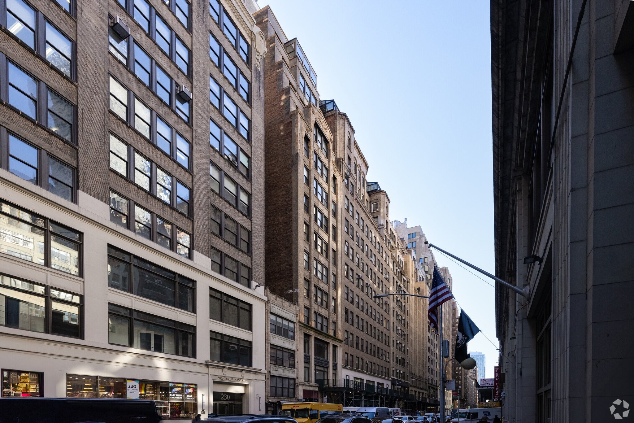 242 W 38th St, New York, NY 10018 - Office for Lease | LoopNet