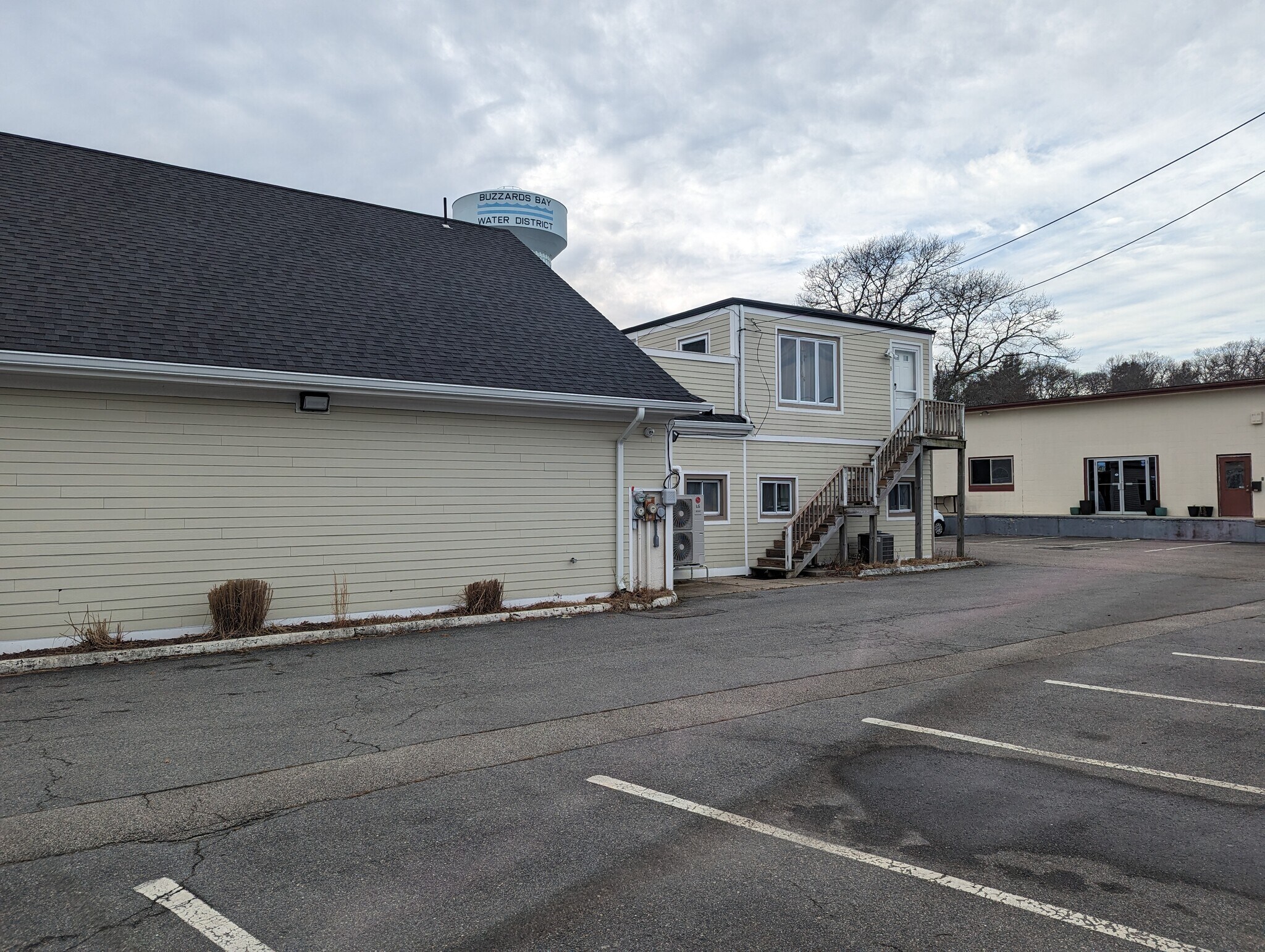 271 Main St, Buzzards Bay, MA 02532 - 271 Main Street Buzzards Bay MA | LoopNet